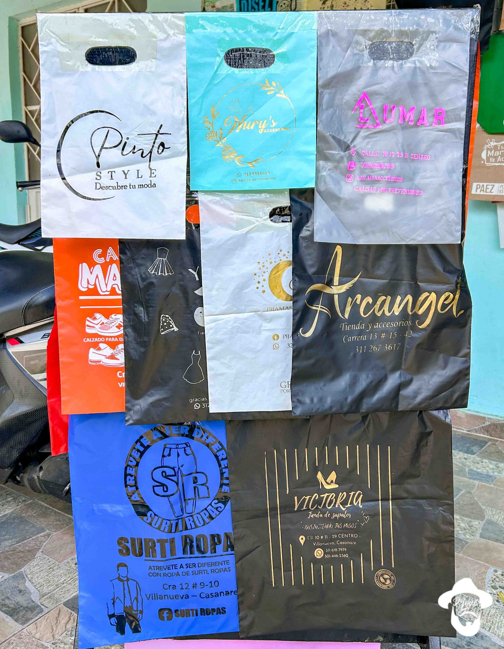 PLÁSTICOS Y ESTAMPADOS PÁEZ - Viaje de Locos